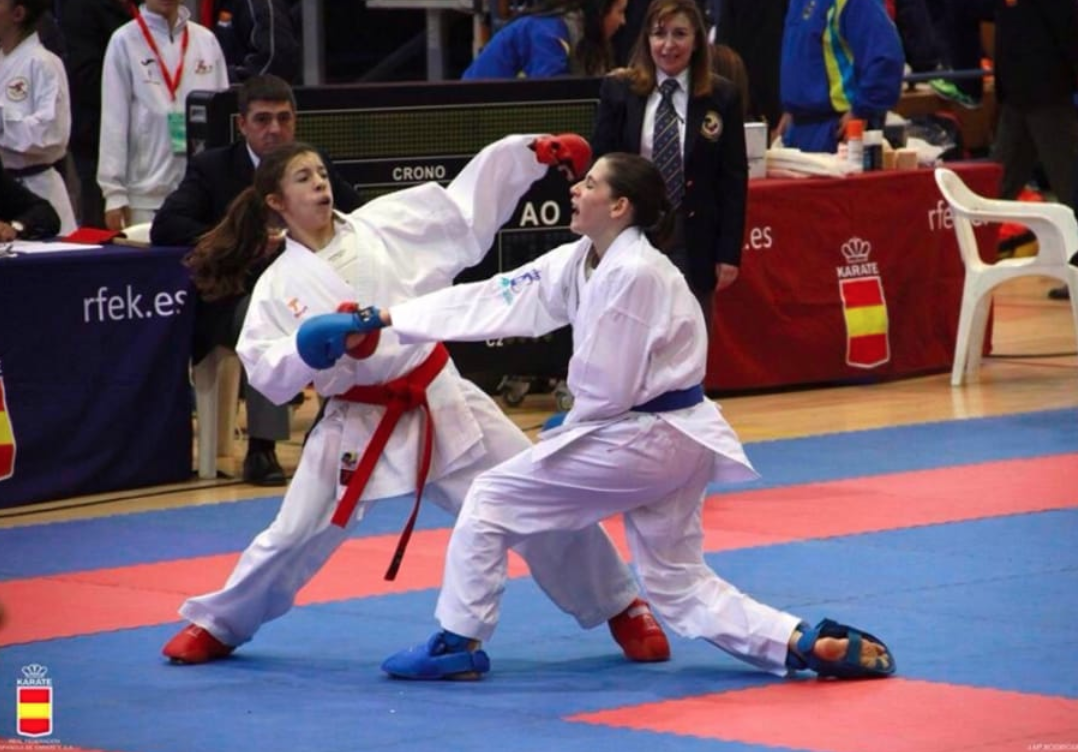 Ana Ruiz, la karateca de Berzocana con una brillante carrera deportiva ...